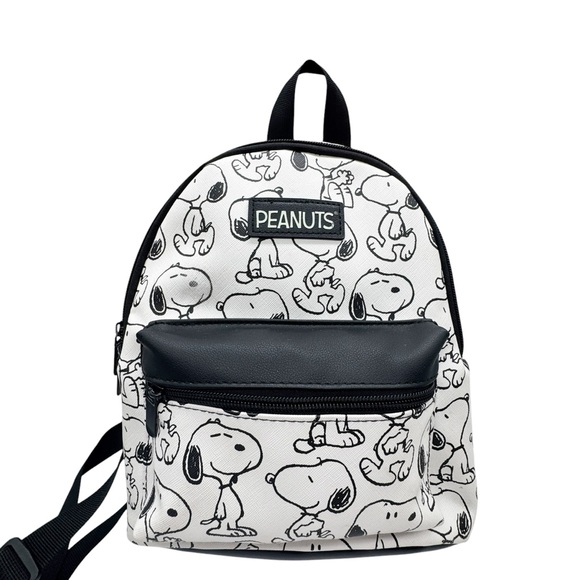 Peanuts | Bags | Peanuts Snoopy Mini Backpack Purse Black White ...